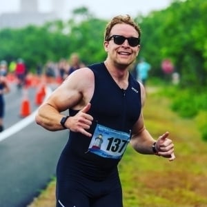 Sam's NYC Marathon Debut's fundraising page for America Needs You