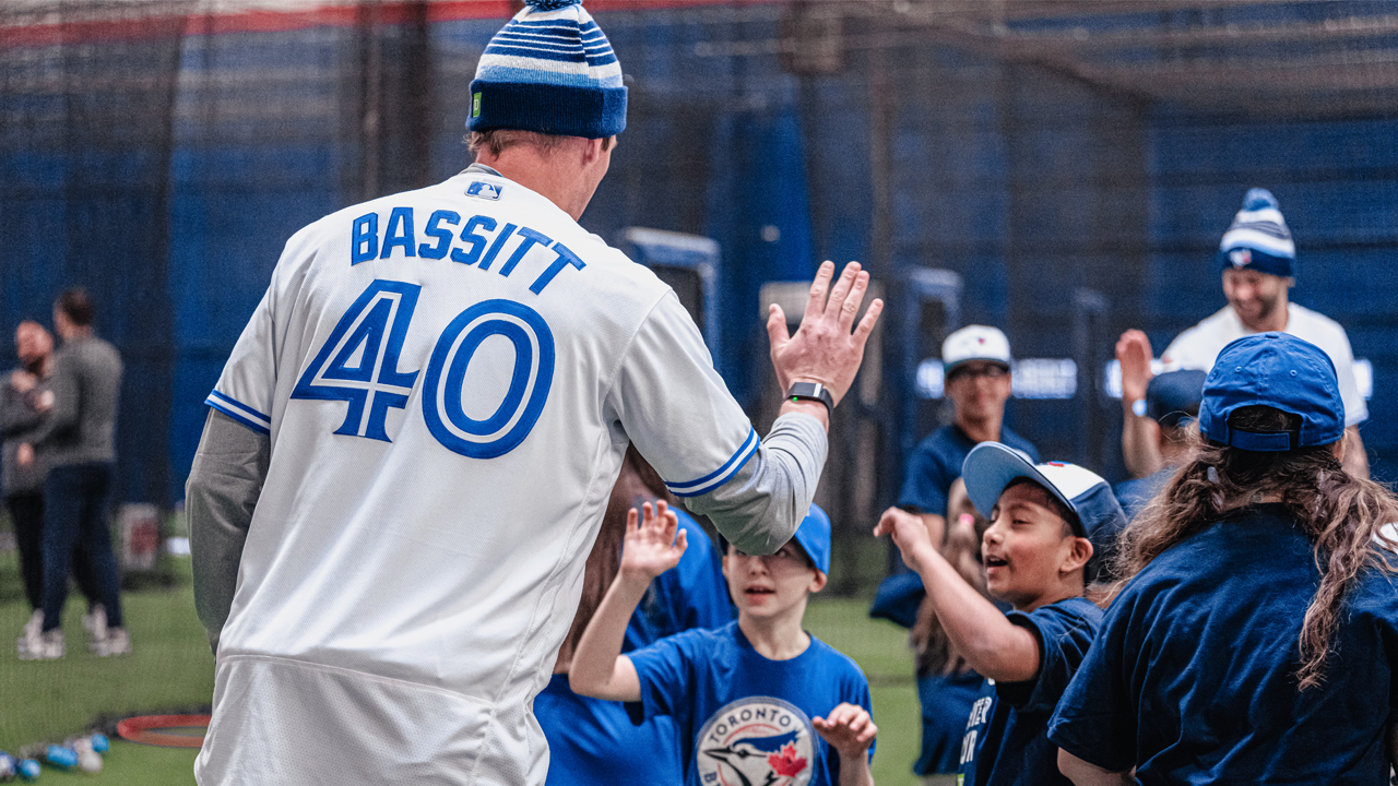Bassitts-Pitch-In - Campaign