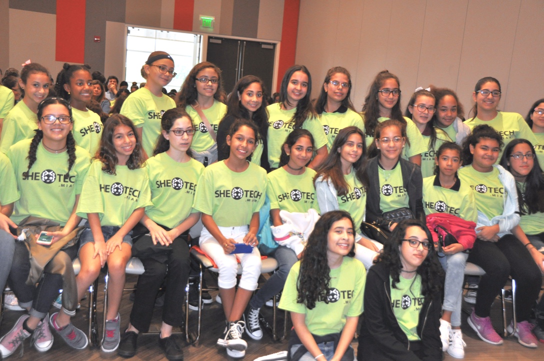 Donate to Support CODeLLA's Mission to Provide Latina Students with ...